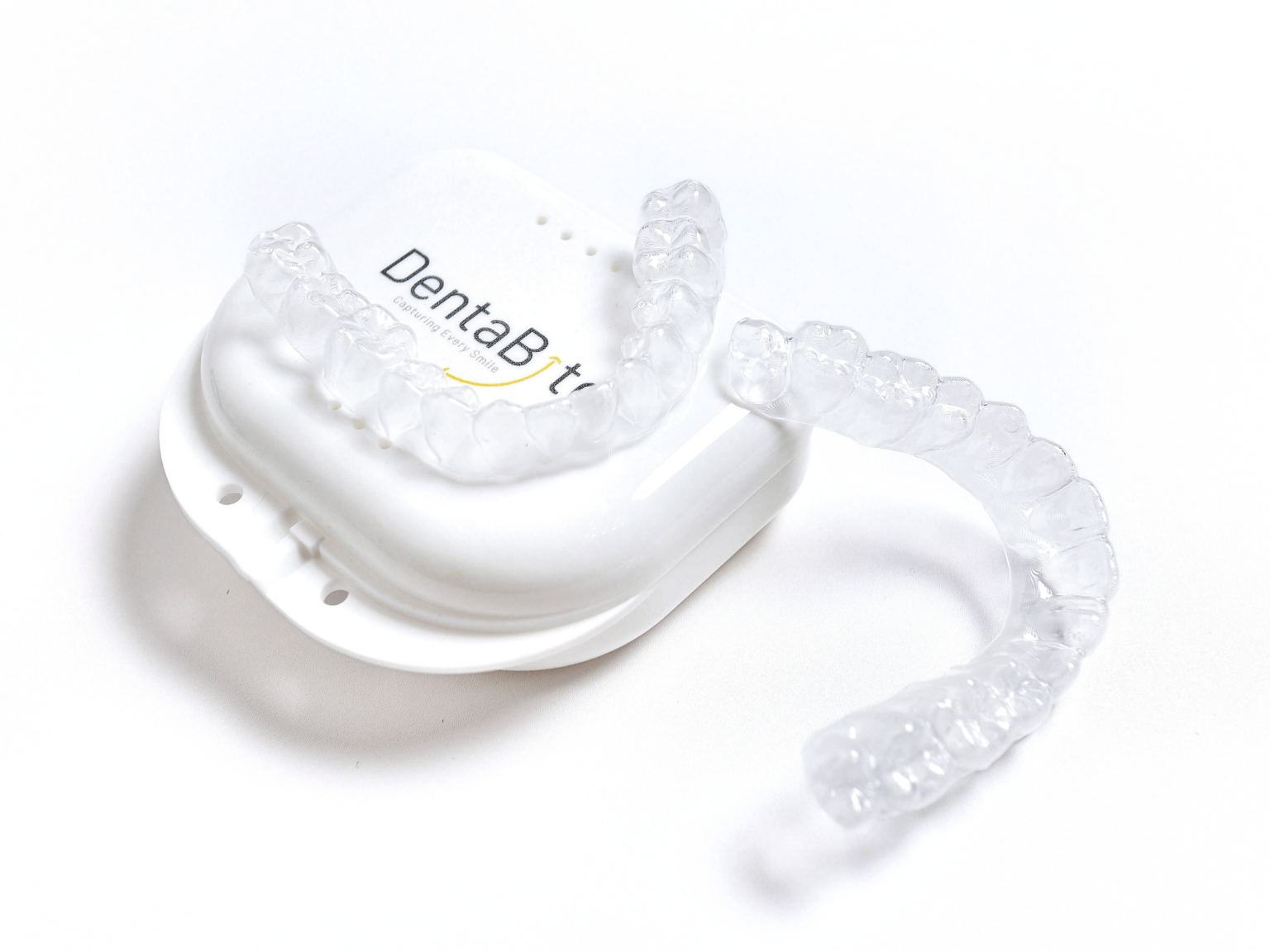 Essix Retainer – DentaByte
